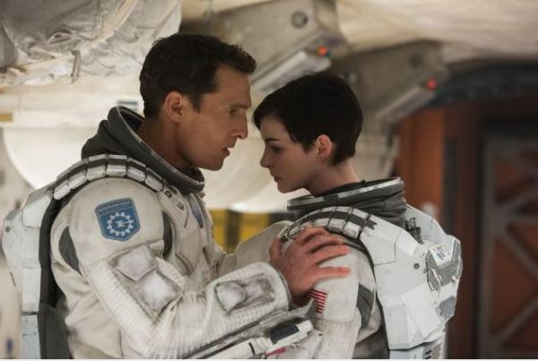 Interstellar Review- A Stunning Science Fiction Masterpiece