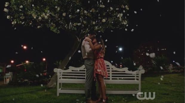 Romantic Moment of the Week: Are Jane and Rafael Meant To Be?
