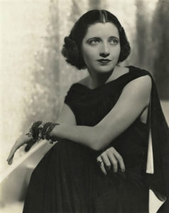 50 Of the Most Glamorous Old Hollywood Actresses