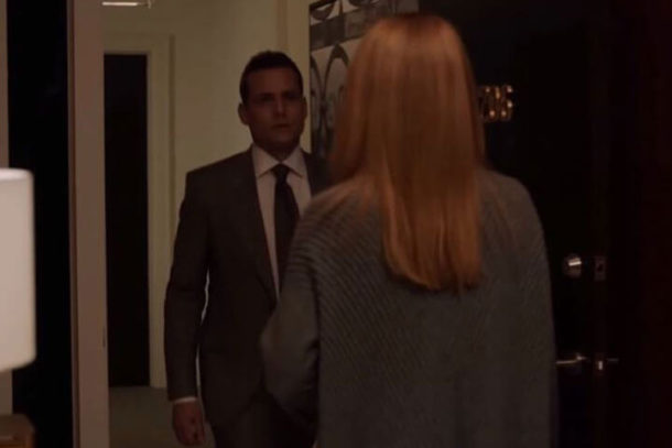 Romantic Moment of the Month: The Epic Harvey and Donna Cliffhanger You ...